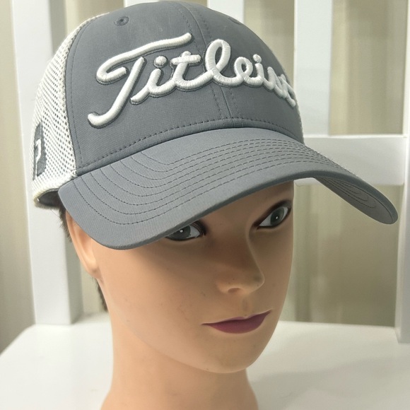 Titleist | Accessories | Titleist Mesh Back Cap In Gray And White ...